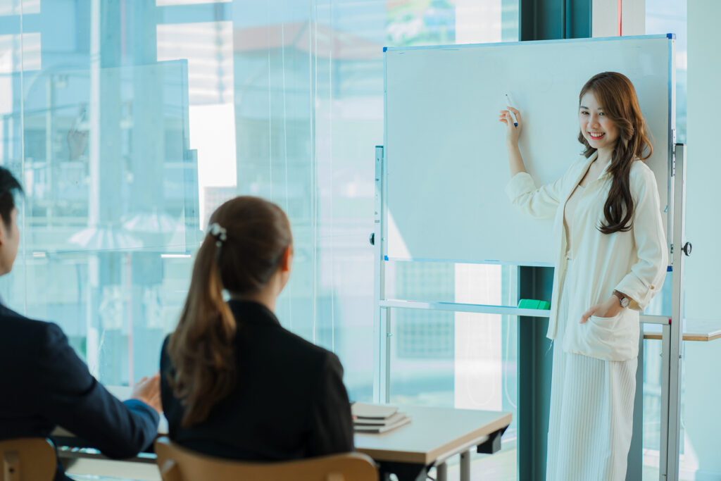 OARR（オール）とは？会議を有意義なものにするフレームワークを解説 | あそぶ社員研修